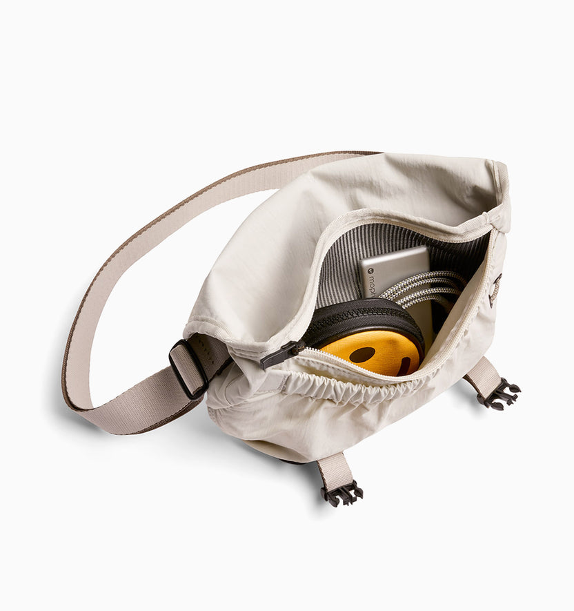 Bellroy Cinch Mini Messenger - Messenger Bag - Afterpay – Rushfaster ...