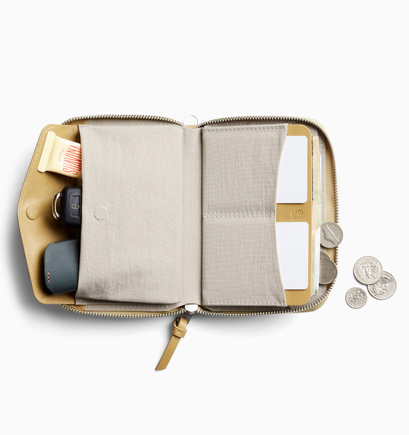 Bellroy Folio Wallet - Passport Wallet – Rushfaster Australia