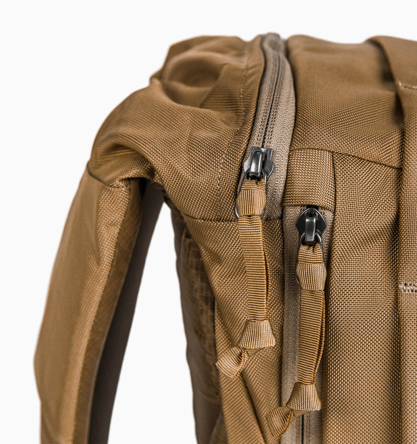 Evergoods Civic Panel Loader Backpack 24L – Rushfaster Australia