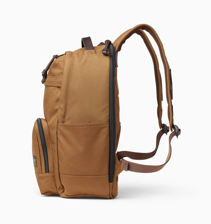 Filson Dryden Backpack (Backpack) - Rushfaster Australia