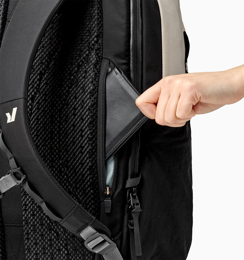 Rushfaster EDC Pro Backpack 26L – Lightweight 16" Laptop Backpack ...