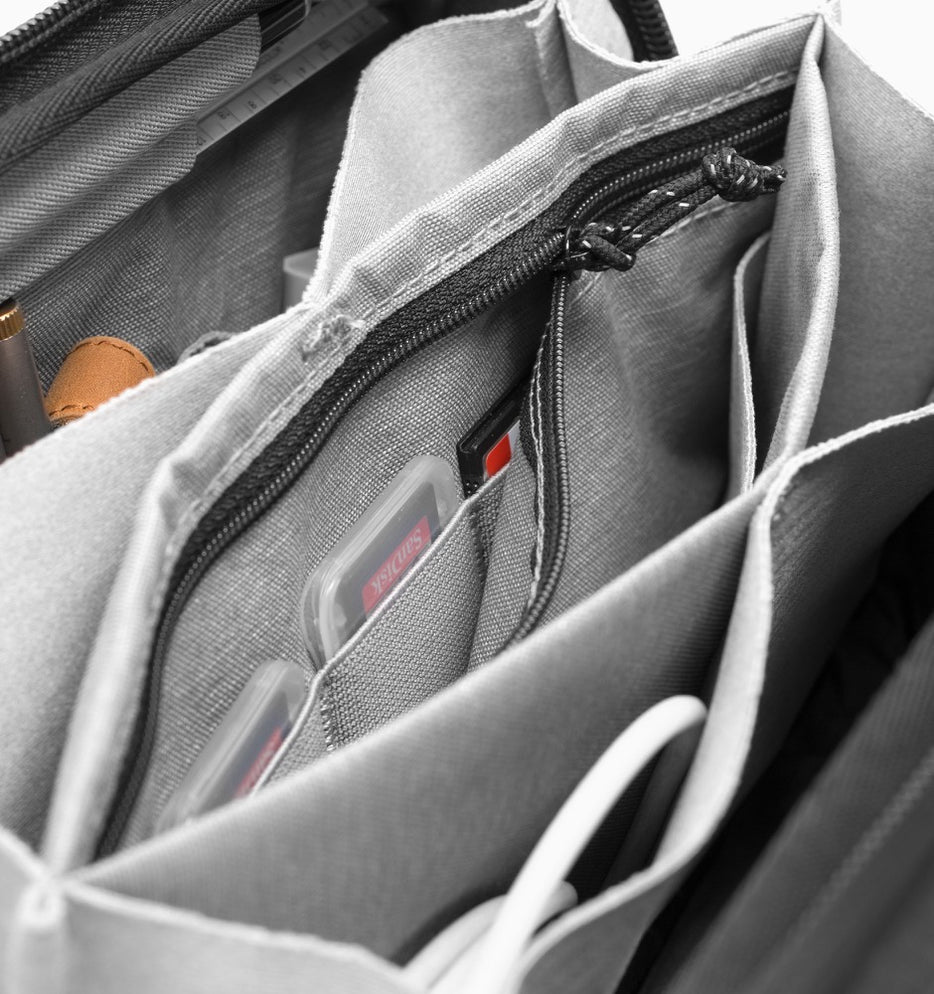 Peak Design Tech Pouch V2 2L | Rushfaster Australia